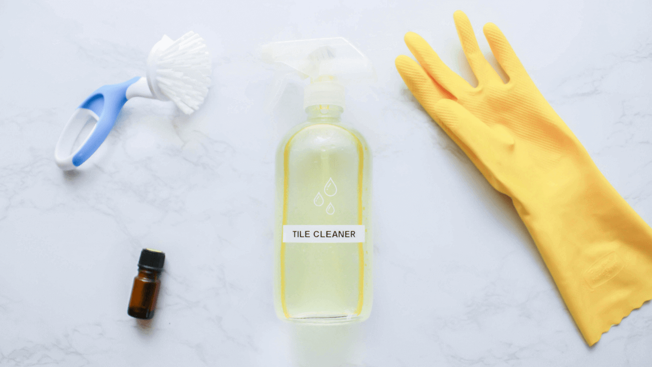 Natural Tile Cleaner with Essential Oils for Bathroom Care