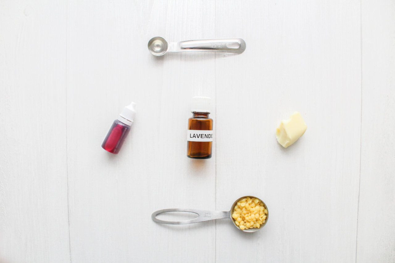 DIY Lipstick Recipe: Safe and Non-Toxic Cosmetic Ingredients