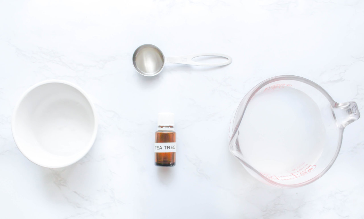 Natural Tile Cleaner with Essential Oils for Bathroom Care