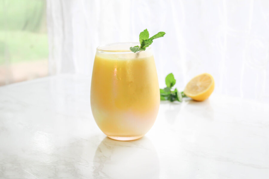 Ultimate Healing Lemon Cooler Drink with Summer Essential Oils