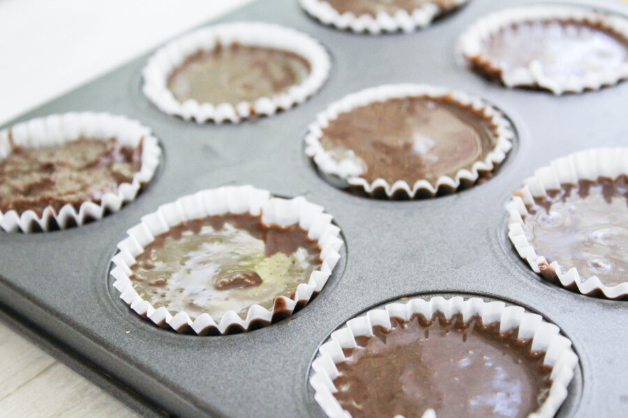 Sugar-Free Crunchy Fudge Cups - a Superfoods Dairy-Free Treat