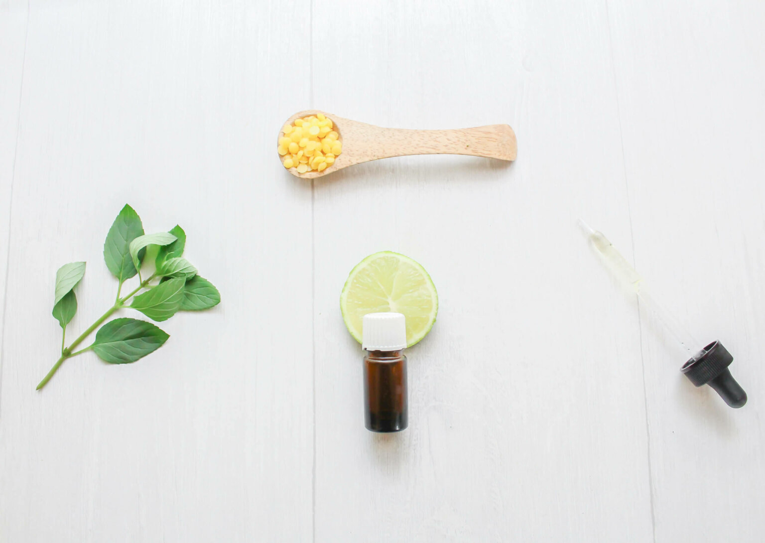 Diluting Essential Oils: Safe Topical Use + Dispersion Cheat Sheet