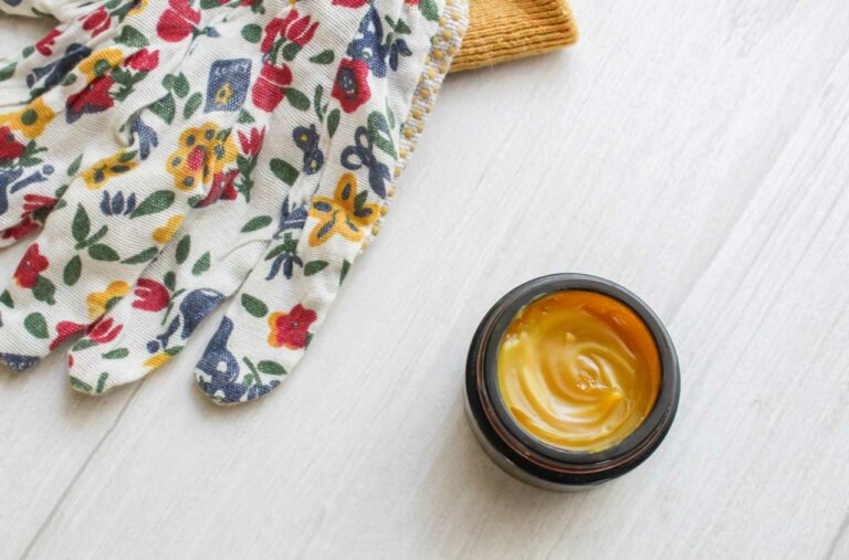 Make Natural Hand Cream with Safe Essential Oils Ingredients